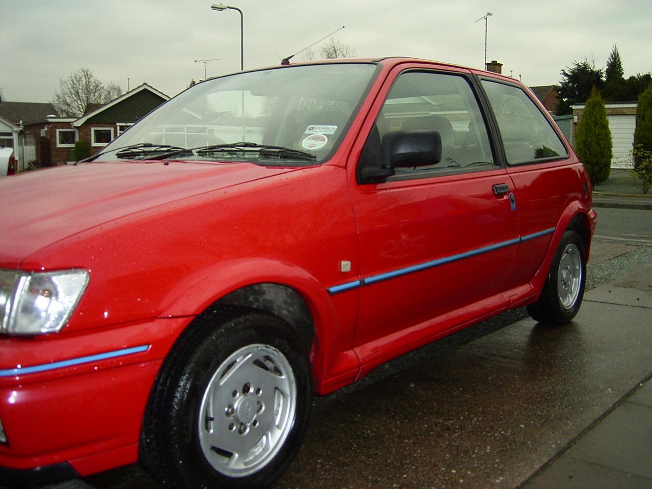 BARGAIN!!! Excellent Condition XR2I ** Reduced now £600!!!** : Cars For ...